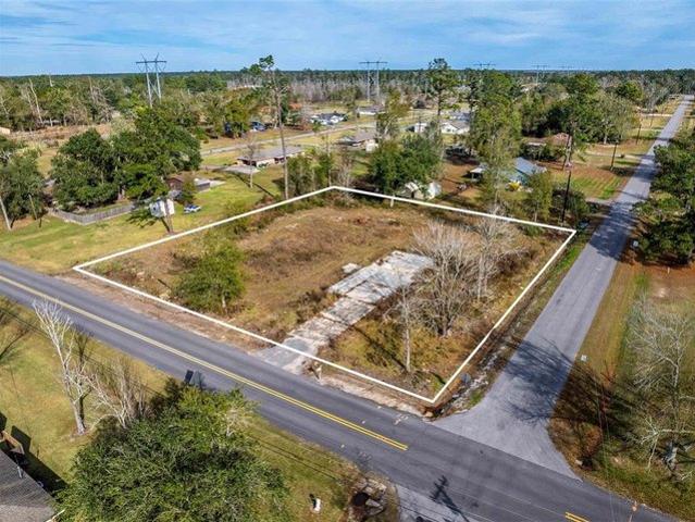 422 Debra Ln, Moss Bluff, LA 70611