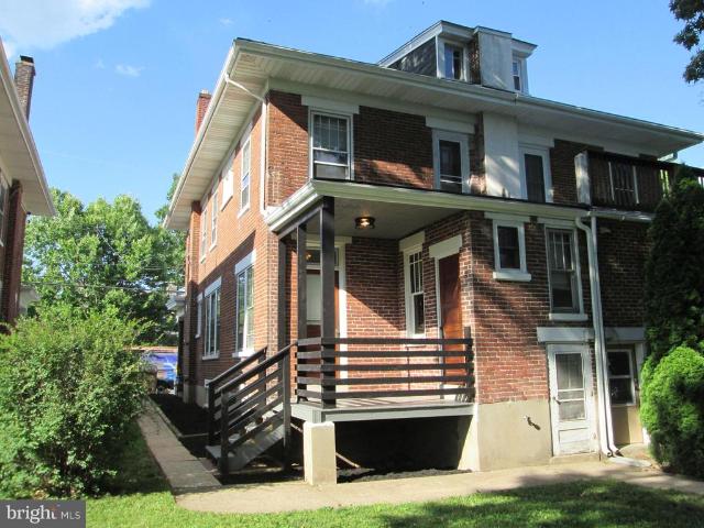 422 E 4Th Street