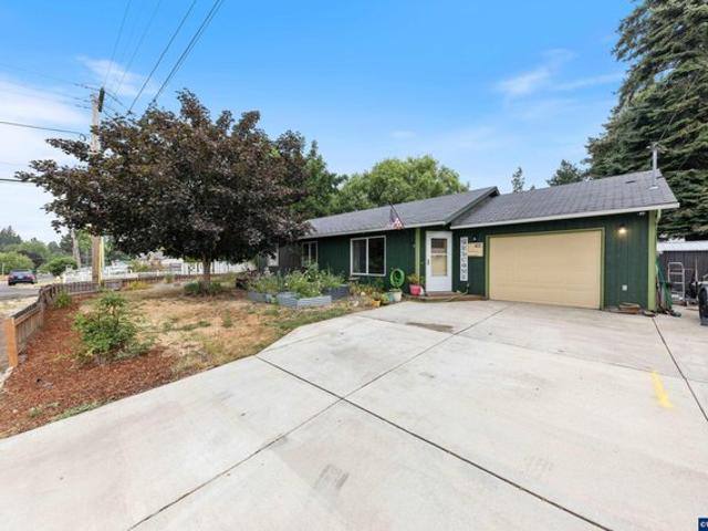 422 E 5th St, Lafayette, OR 97127