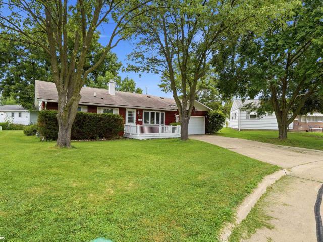 422 E Longmeadow Drive