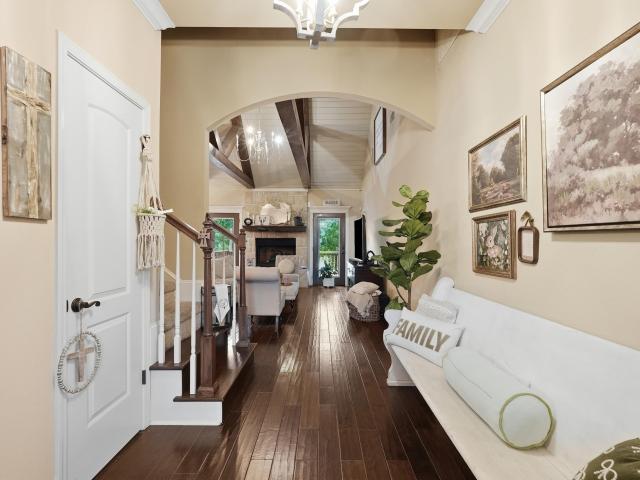 422 Eagle Rock Circle