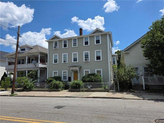 422 East Ave, Pawtucket, RI 02860