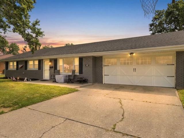 422 Kenwood Ln, Trenton, OH 45067