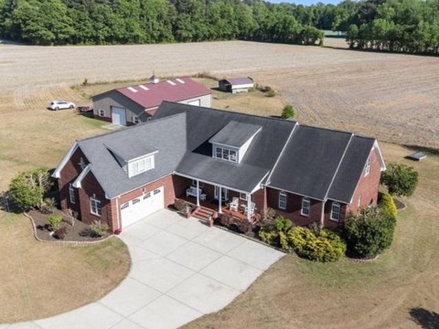 422 Hodge Rd, Kenly, NC 27542