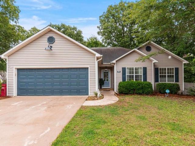 422 Hickory Gln, Centerville, GA 31028