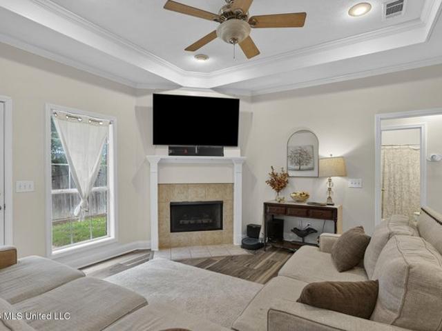 422 Oak Bnd, Brandon, MS 39047
