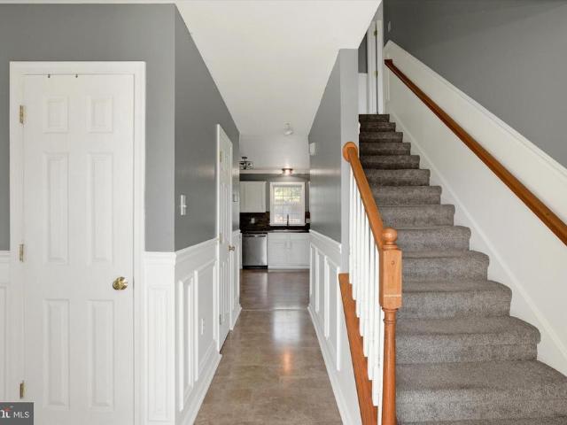 422 Overland Way