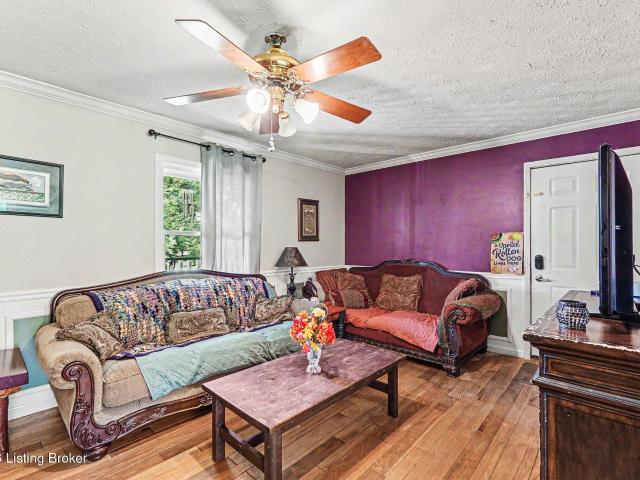 422 Locust Grove Rd