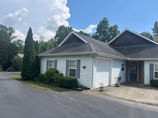 422 Longview Cir, Hiawassee, GA 30546 | MLS #418227