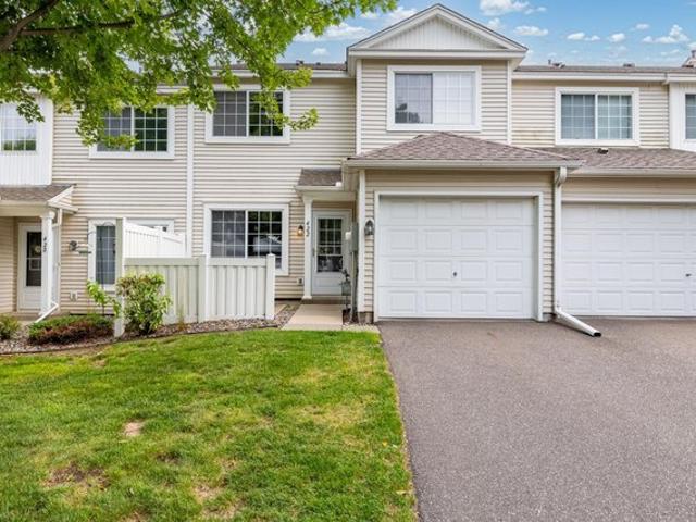 422 Leeward Trl, Woodbury, MN 55129