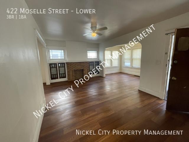 422 Moselle Street Lower