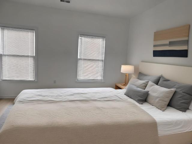 422 Main St, Unit 300, Gaithersburg, MD 20878 | MLS #MDMC2222 | Compass