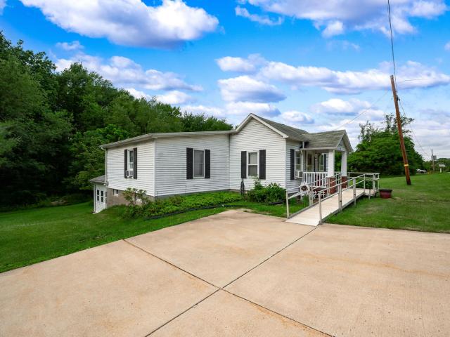 422 mccalmont