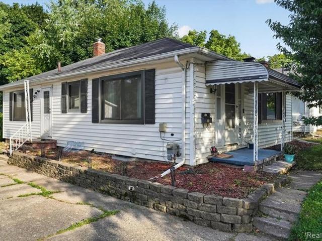422 N Francis Ave, Lansing, MI 48912
