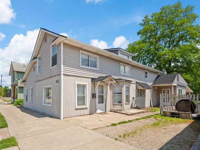 422 N Main St, Watervliet, MI 49098