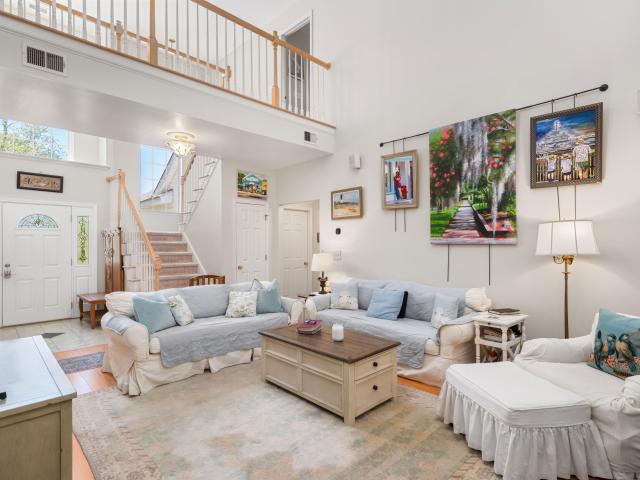 422 S Piazza Court