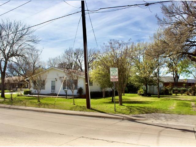 422 Smith St, Grapevine, TX 76051 | MLS #21214