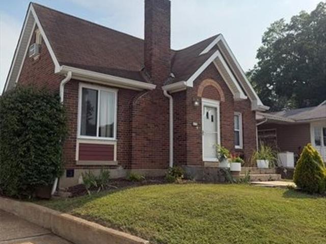 422 Stark Blvd, Hermann, MO 65041