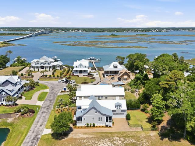 422 Sunrise Court
