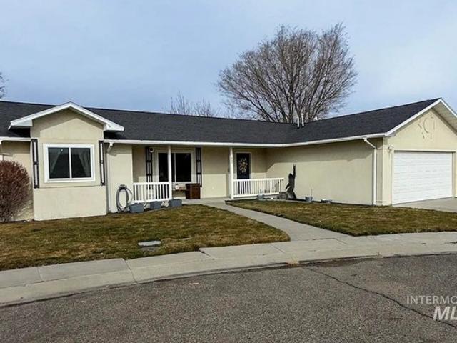 422 Parish Ct, Burley, ID 83318