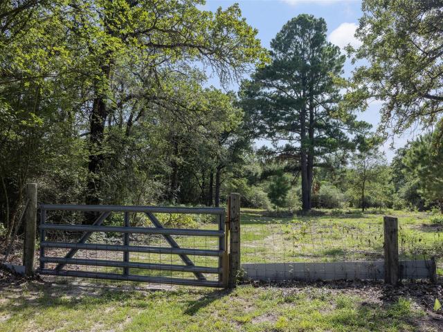 422 Private Road 7051 Rd