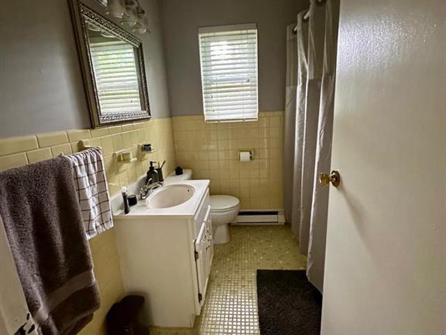 422 Ringwood Avenue # A208