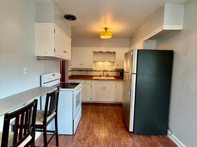 422 Ruth Place