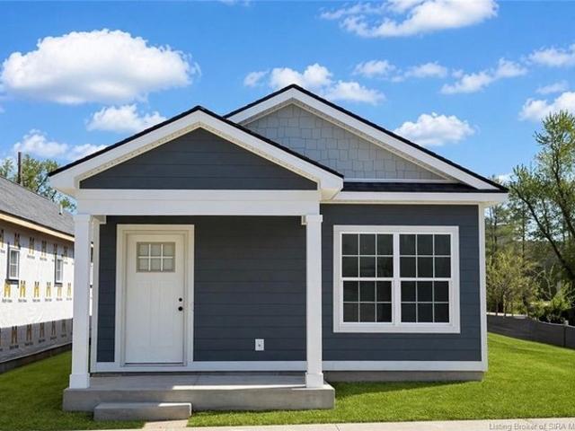 422 W 7th St, New Albany, IN 47150