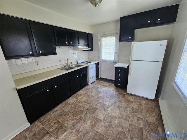 422 W 27th Street