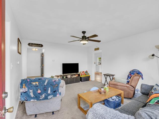 422 W Center Street