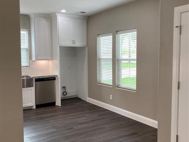 422 W Coffin Street