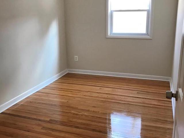 422 W Jefferson Street