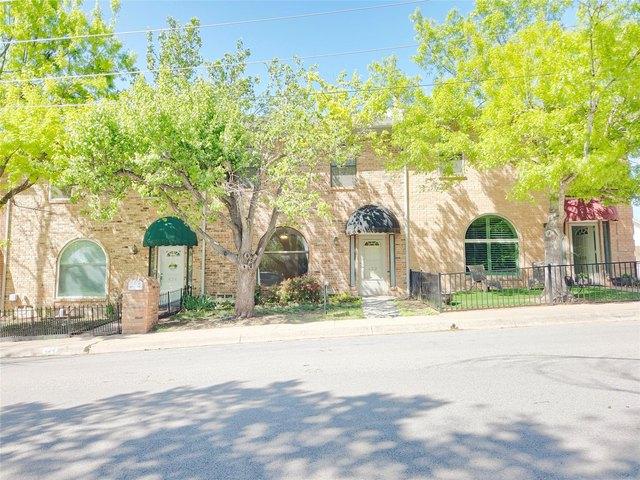 422 W Oak St, Weatherford, TX 76086