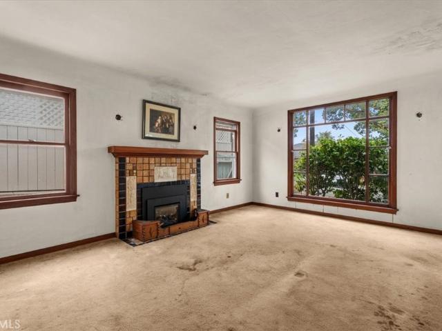 422 W Palm Avenue