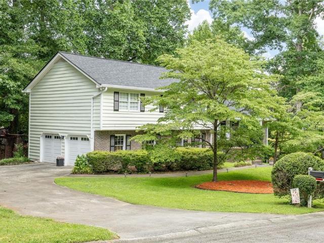 422 Woodstone West Drive