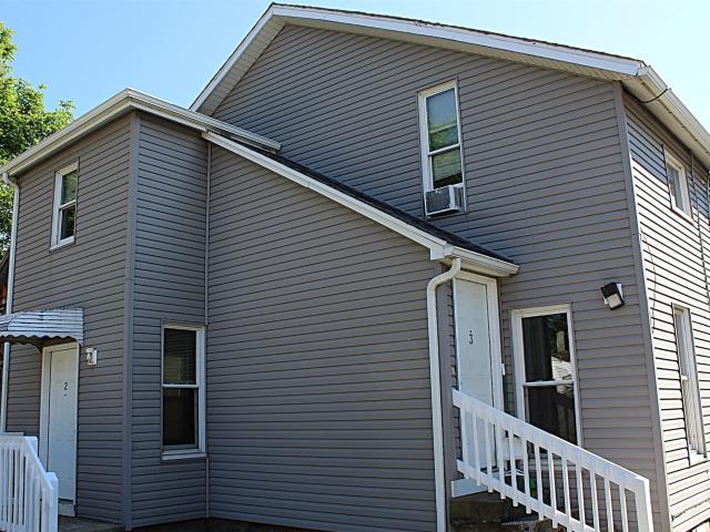 422 WALNUT Street
