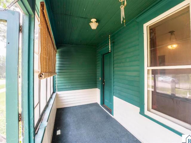 422 Van Brunt Street