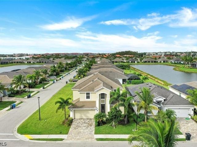 4234 Bluegrass Dr, Fort Myers, FL 33916
