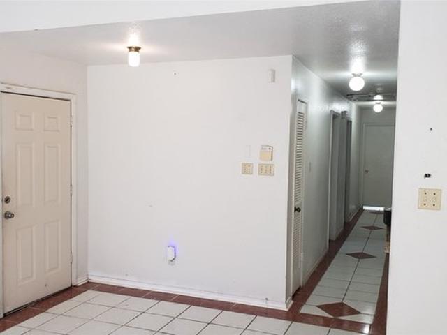 4234 Boone Rd, Houston, TX 77072
