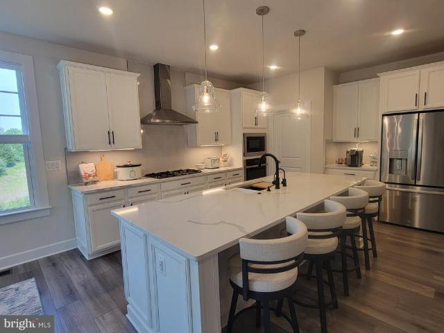 42356 Natchez Drive
