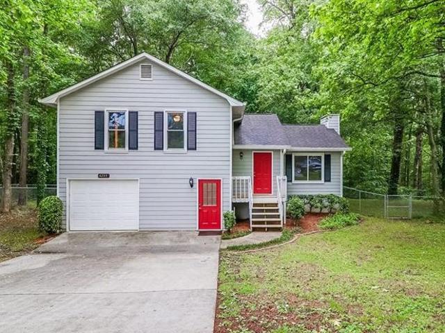 4235 Hidden Meadow Cir, Sugar Hill, GA 30518