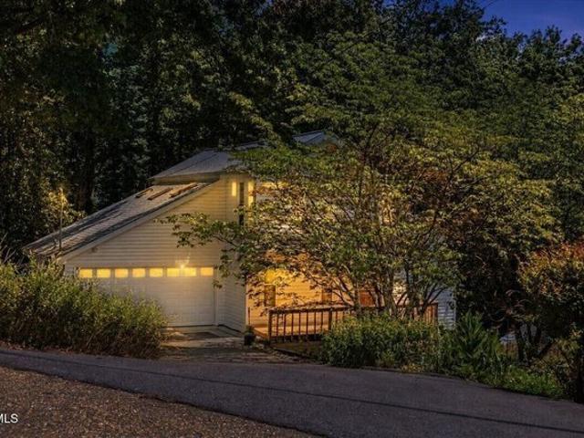 4235 Skyland Ln, Kingsport, TN 37664