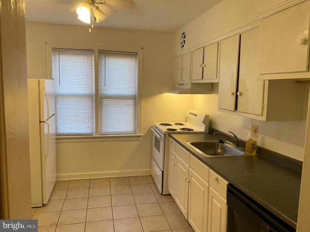 4236 Benning Rd NE, Unit 302, Washington, DC 20019 | MLS #DCDC2239