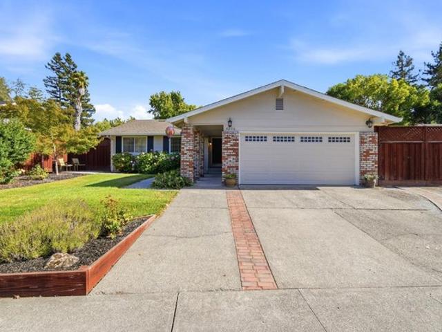 4236 Brookshire Cir, Santa Rosa, CA 95405