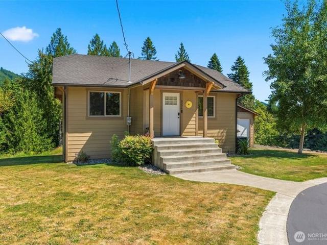4236 Pleasant Hill Rd, Kelso, WA 98626