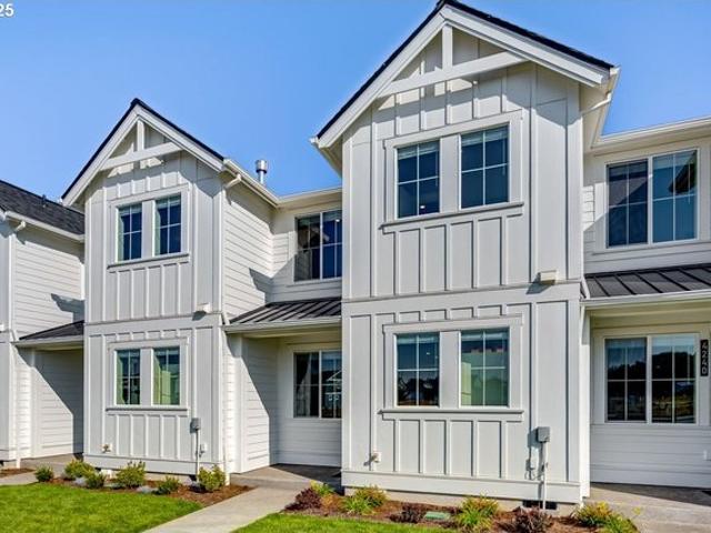 4236 SE Century Blvd, Hillsboro, OR 97123