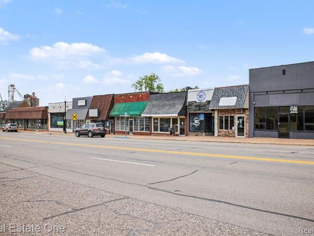 4237 Main Street