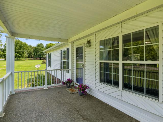 4238 N Chapel Rd