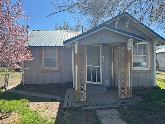4238 Balsam Dr, Klamath Falls, OR 97601