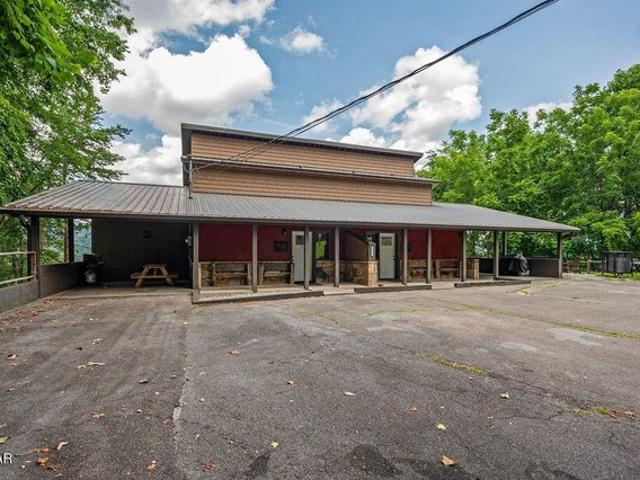 4238 Dollys A Dr Unit 106 and B, Sevierville, TN 37876